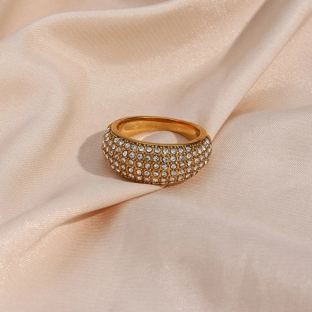 Ema Dome Ring with Stone – VeVeil